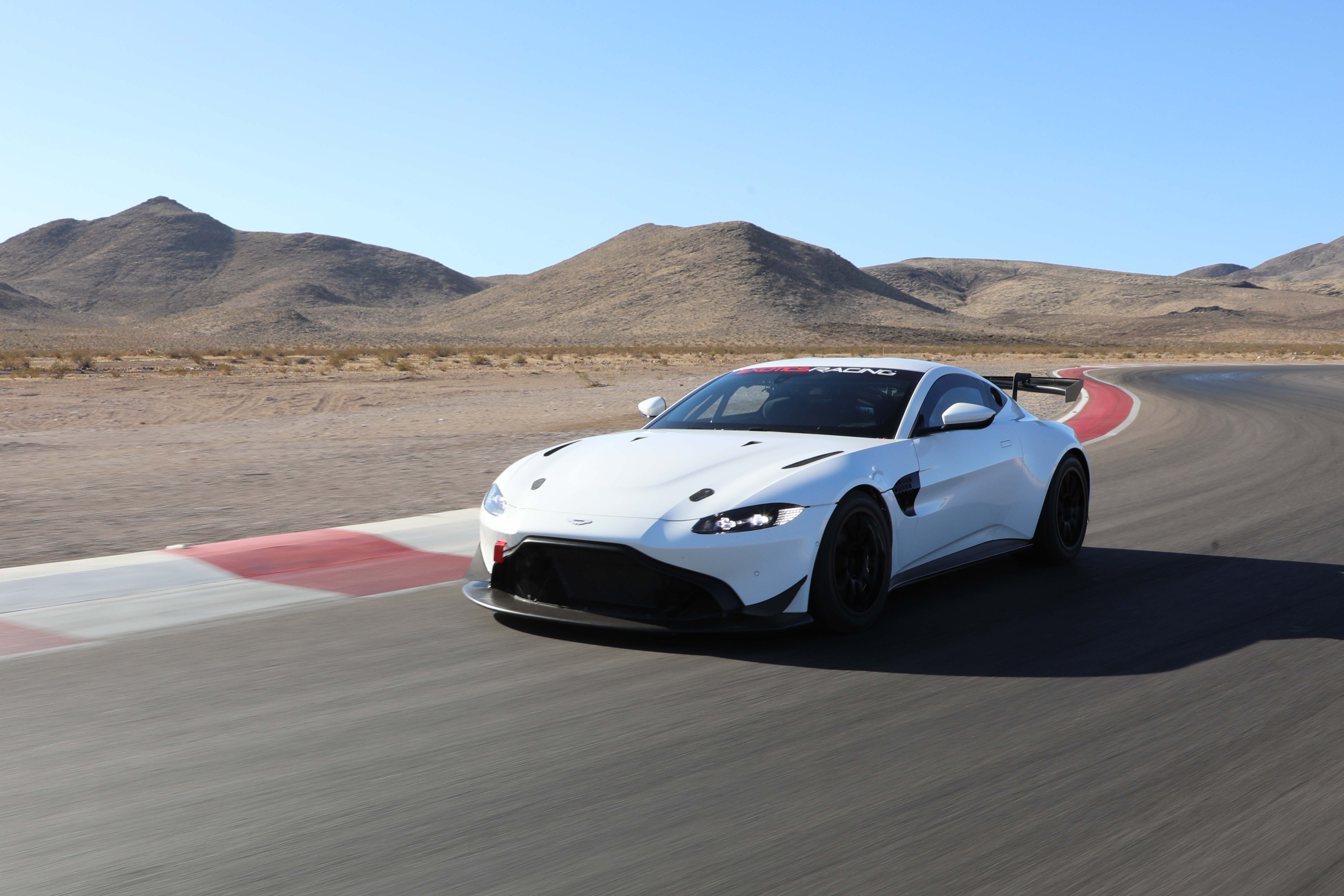 Drive Supercars in Las Vegas – Exotics Racing